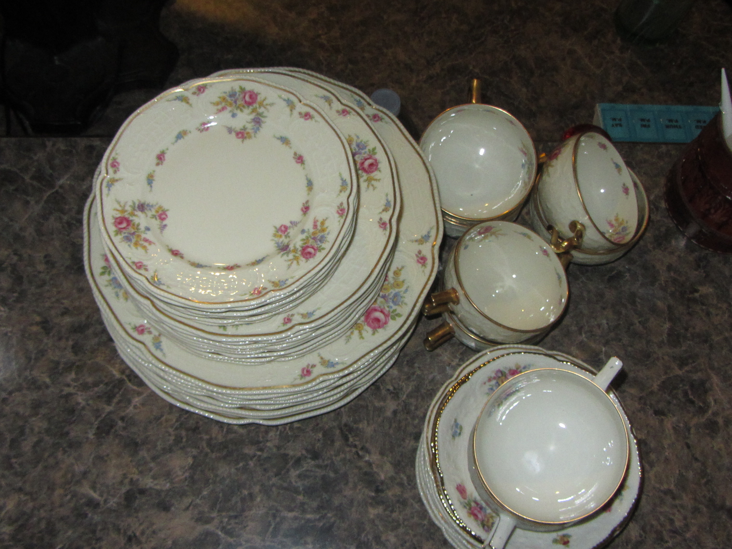 Eight piece Rosenthale Marianne china dinnerware set | InstAppraisal