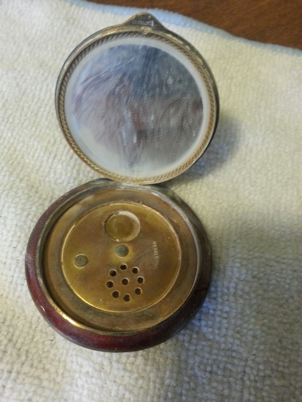 Antique compact powder box? Need help!! Is this a Guilloche sterling ...