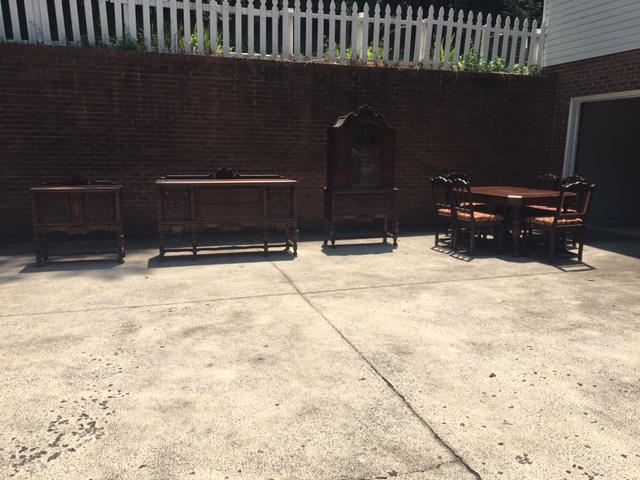 1920s Jacobean Dining Room Suite - InstAppraisal