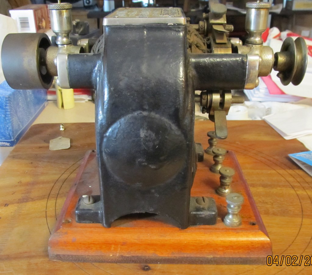 Antique Holtzer-Cabot electric motor — Scientific Instruments ...