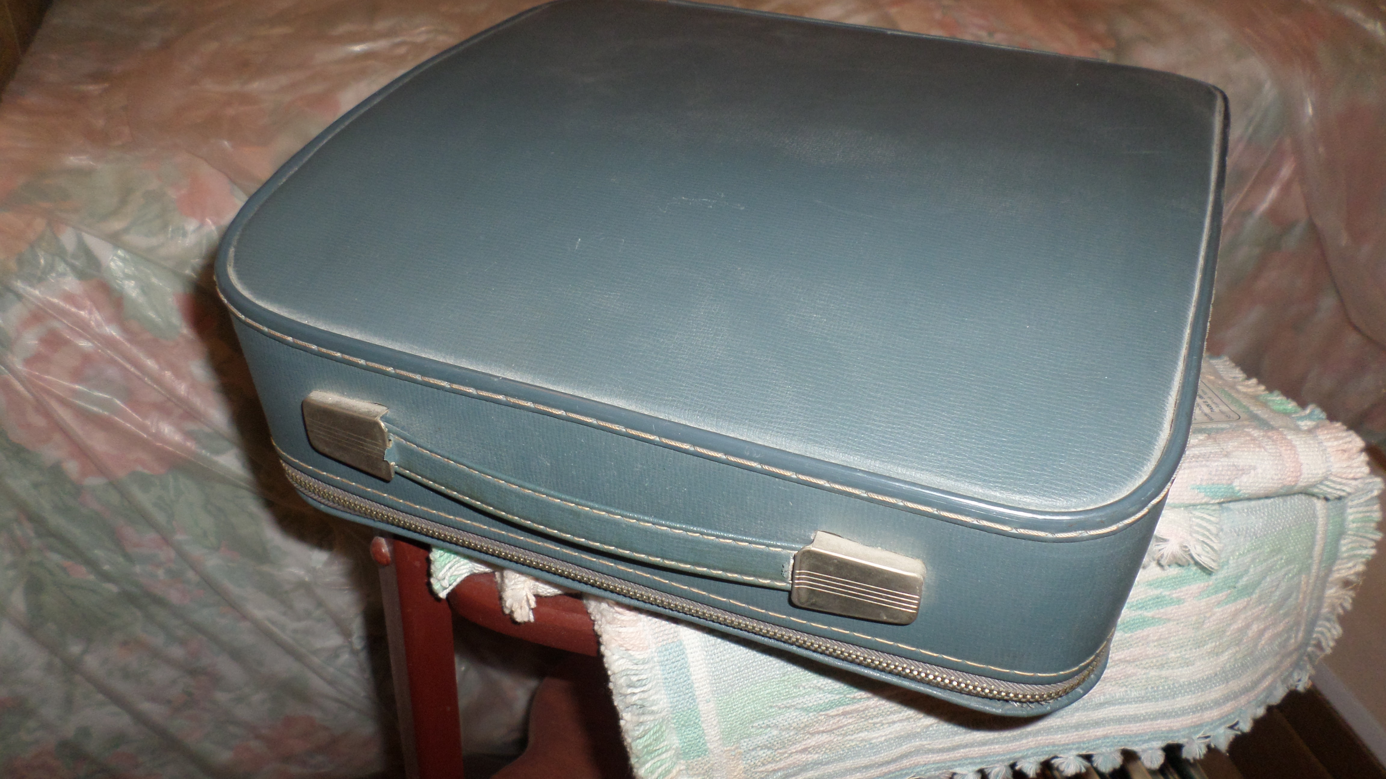 Brother Deluxe portable typewriter & case | InstAppraisal