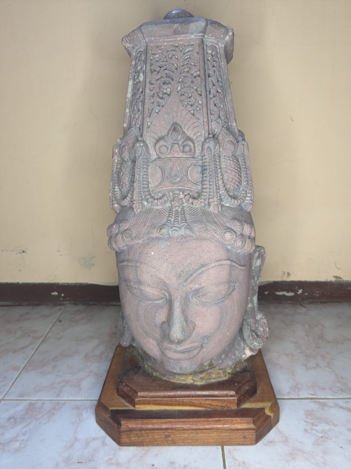 Kuvera Bust — Asian Art | InstAppraisal