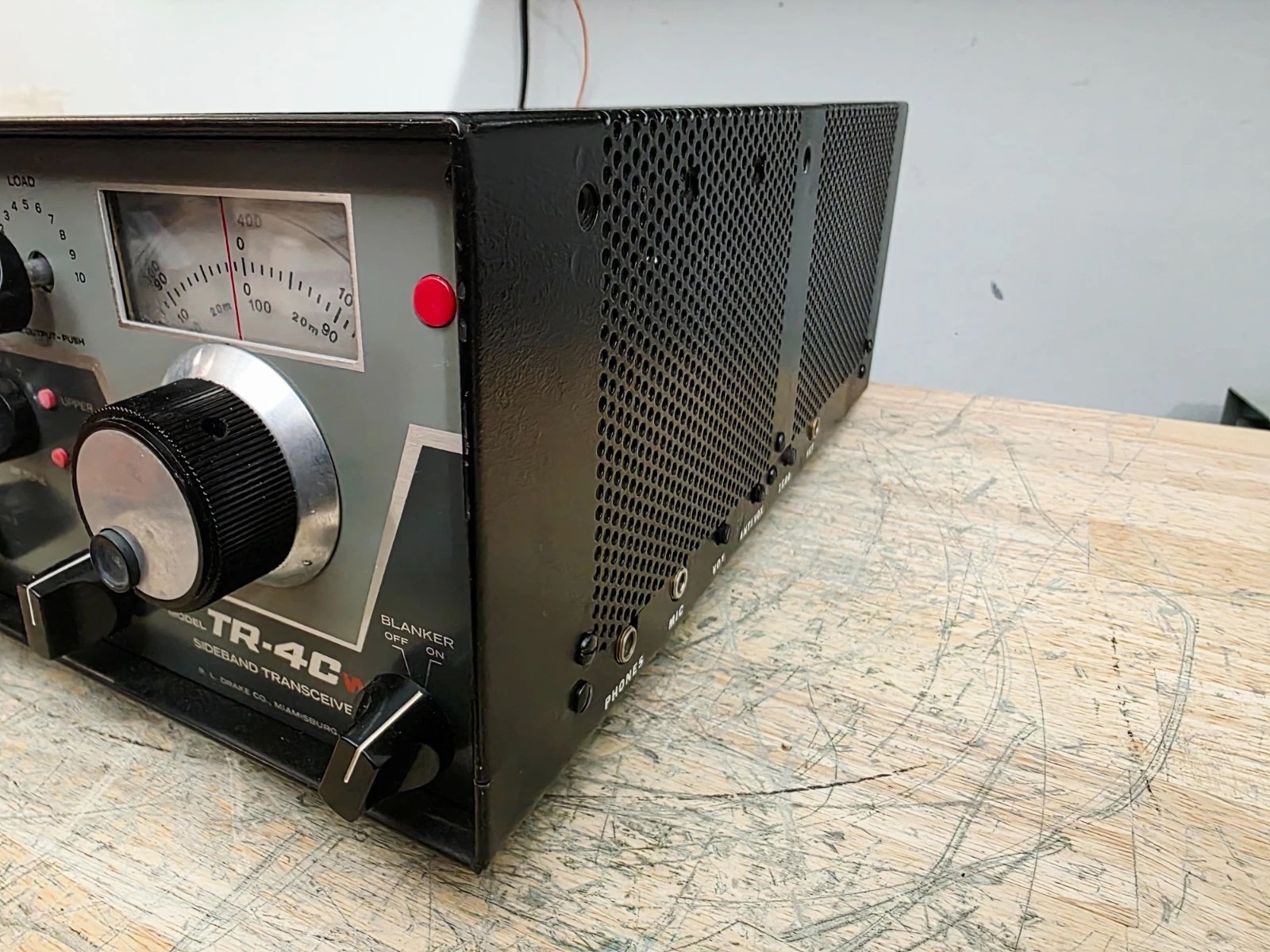 Drake TR-4CW HF Ham Radio Transceiver Value & Appraisal ($300-$450 ...