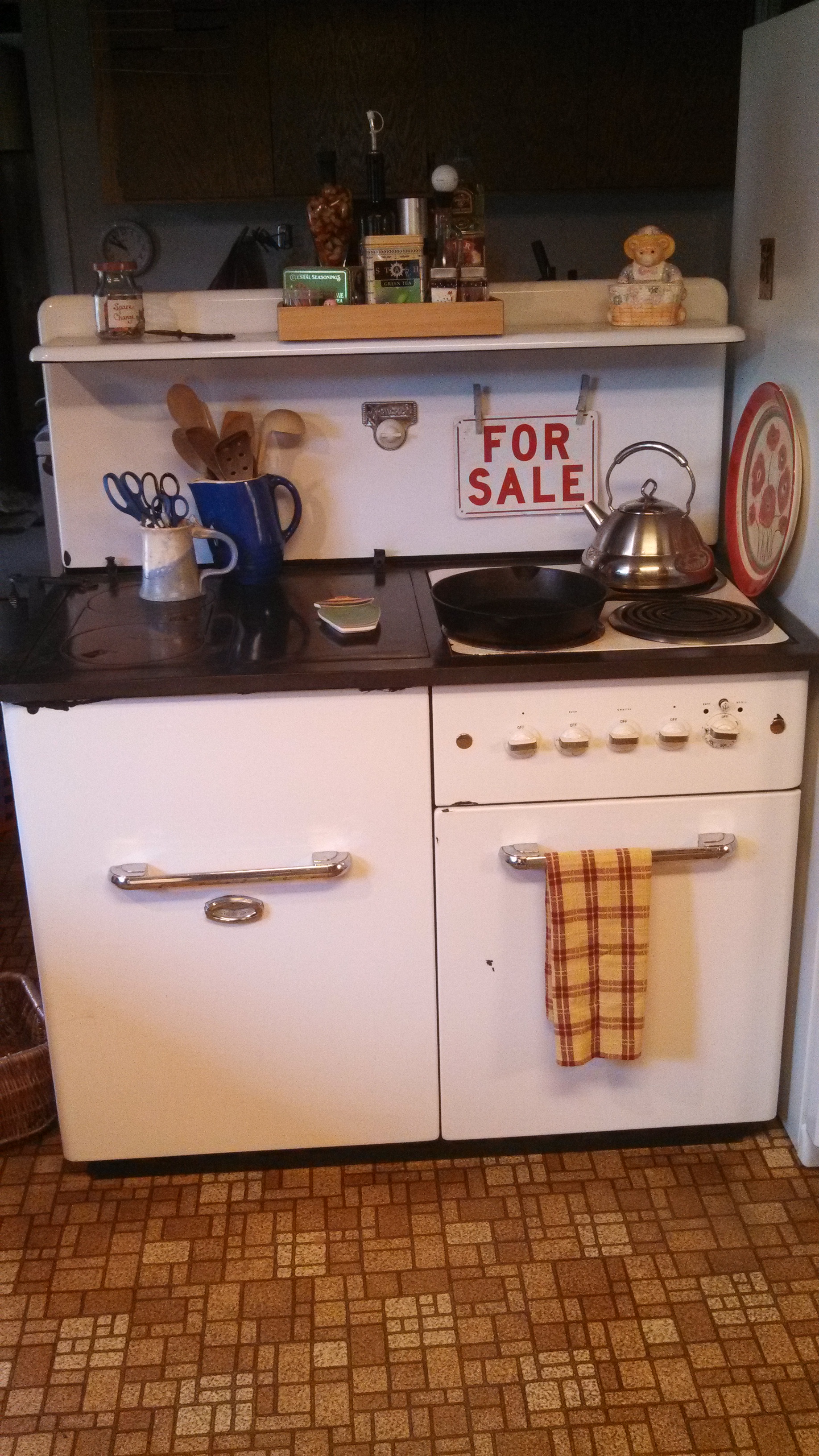 Antique Monarch Electric/Wood Range Value & Appraisal | InstAppraisal