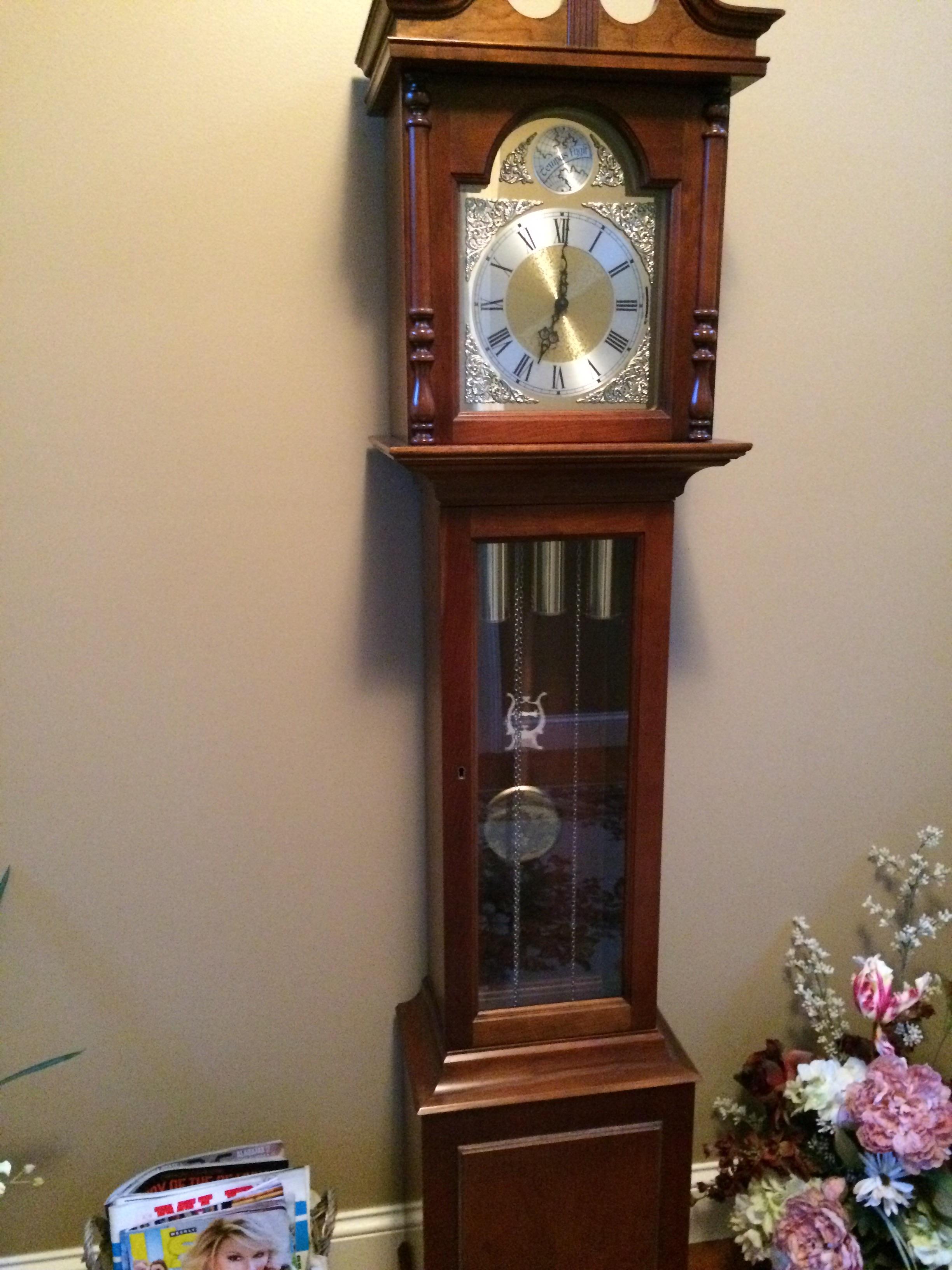 Howard Miller Grandfather Clock InstAppraisal