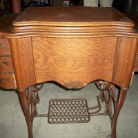 Antique Sewing Machine antique appraisal | InstAppraisal