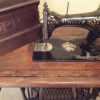 Durkopp Treadle Sewing Machine antique appraisal | InstAppraisal