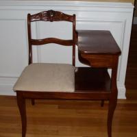 Gossip Bench antique appraisal | InstAppraisal