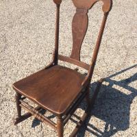 Armless Rocking Chair Circa 1900? antique appraisal | InstAppraisal