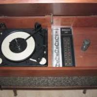 Delmonico Solid State Stereo Model 36S226 antique appraisal | InstAppraisal