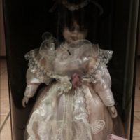 Goldenvale Porcelain Doll 1 of 2000 antique appraisal | InstAppraisal
