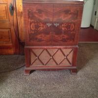 1950's?? RCA Victor TV in cabinet antique appraisal | InstAppraisal