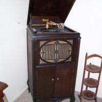 Brunswick 1918 victrola antique appraisal | InstAppraisal